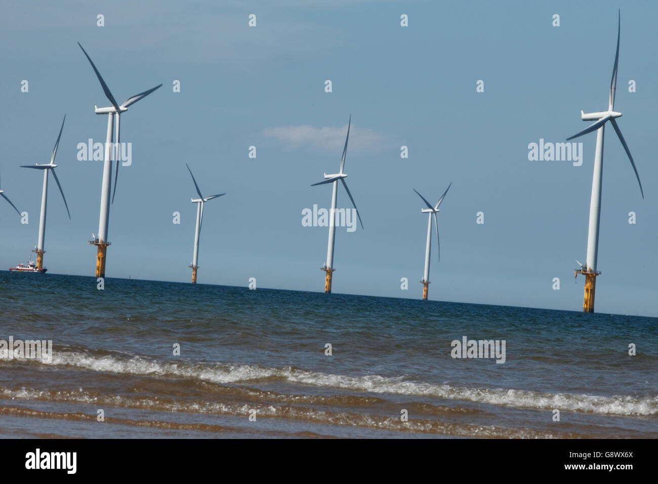 Off shore wind farm hi-res stock photography and images - Alamy