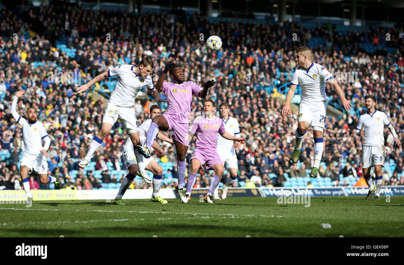 Leeds United v Reading - Sky Bet Championship - Elland Road Stock Photo ...