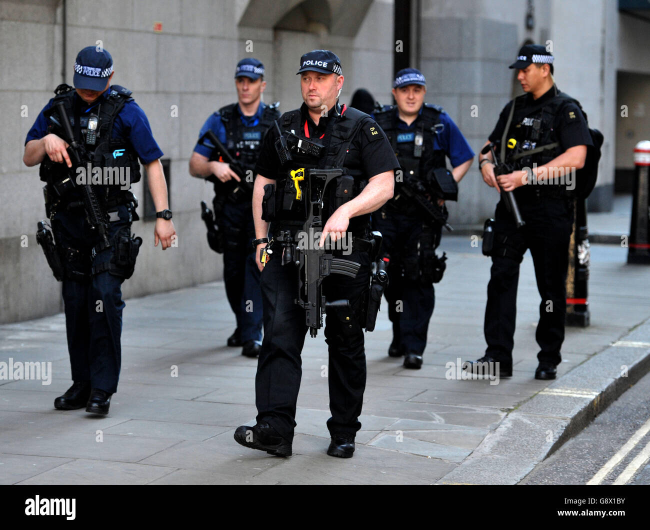 Specialist firearms command hi-res stock photography and images - Alamy