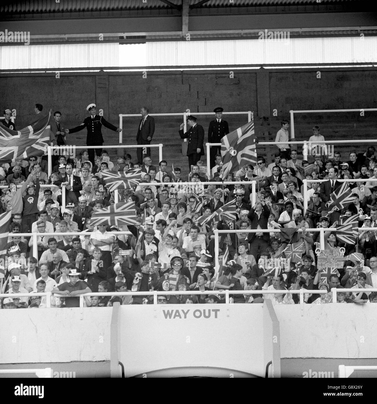 Soccer 1966englandscampaign britaincollection1966engcampaign hi-res ...