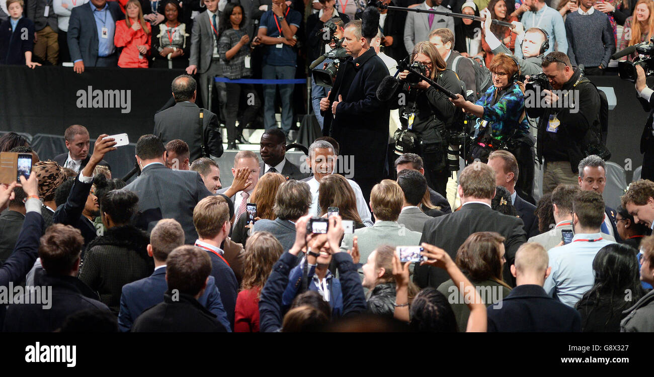 US President Barack Obama meets members of the audience after speaking ...