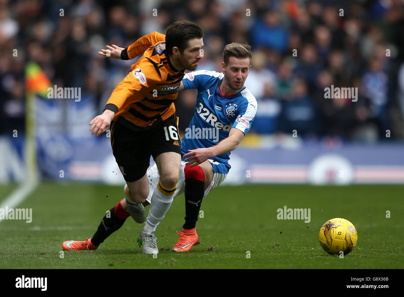 Rangers' Billy King (right) and Alloa's Iain Flannigan battle for the ...