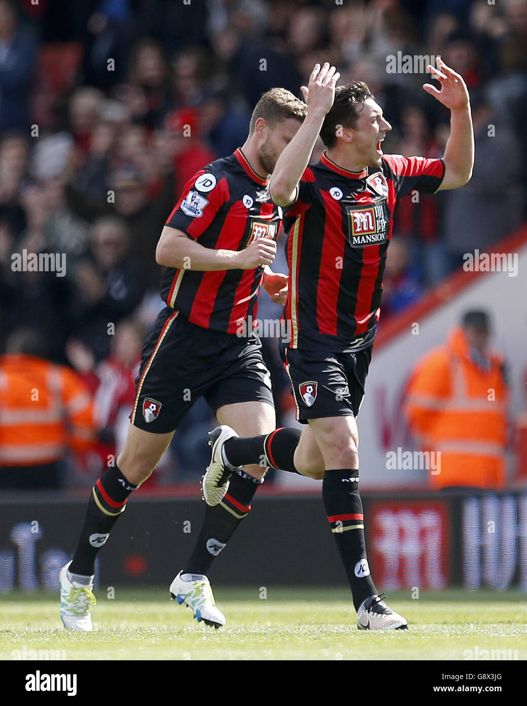 AFC Bournemouth's Tommy Elphick scores his side's first goal of the ...