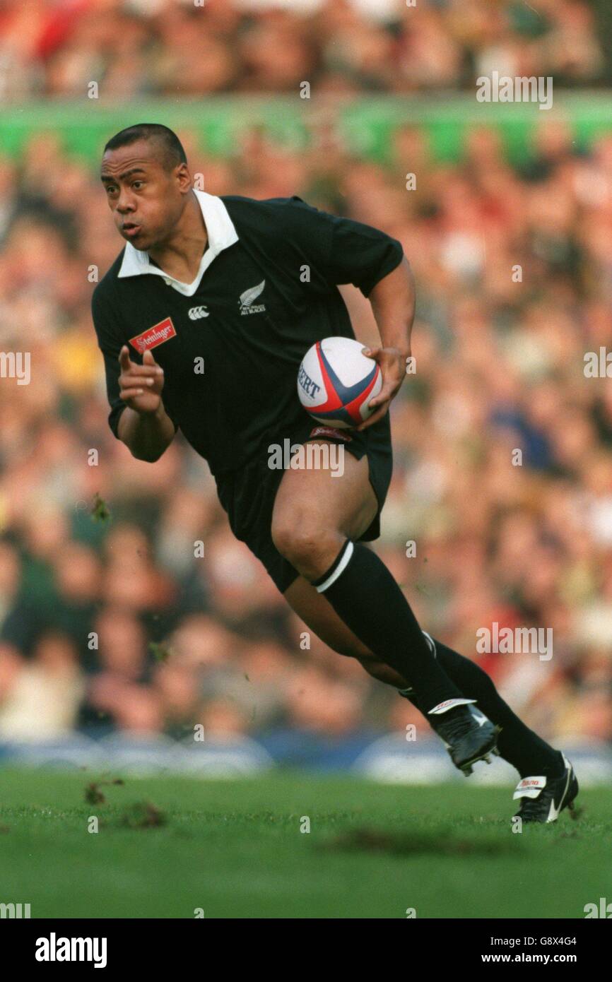 Rugby Union - England v New Zealand. Jonah Lomu, New Zealand Stock ...