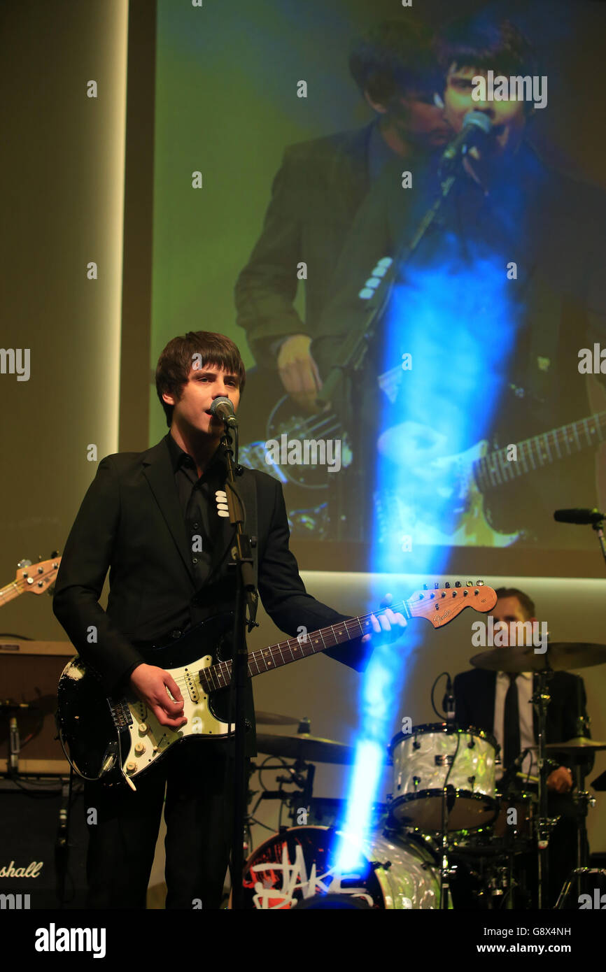 Pfa awards at the grosvenor house 2016 hi-res stock photography and ...