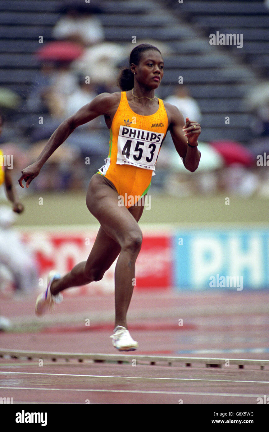Athletics - World Championships Tokyo - Women's 200m Heats Stock Photo ...