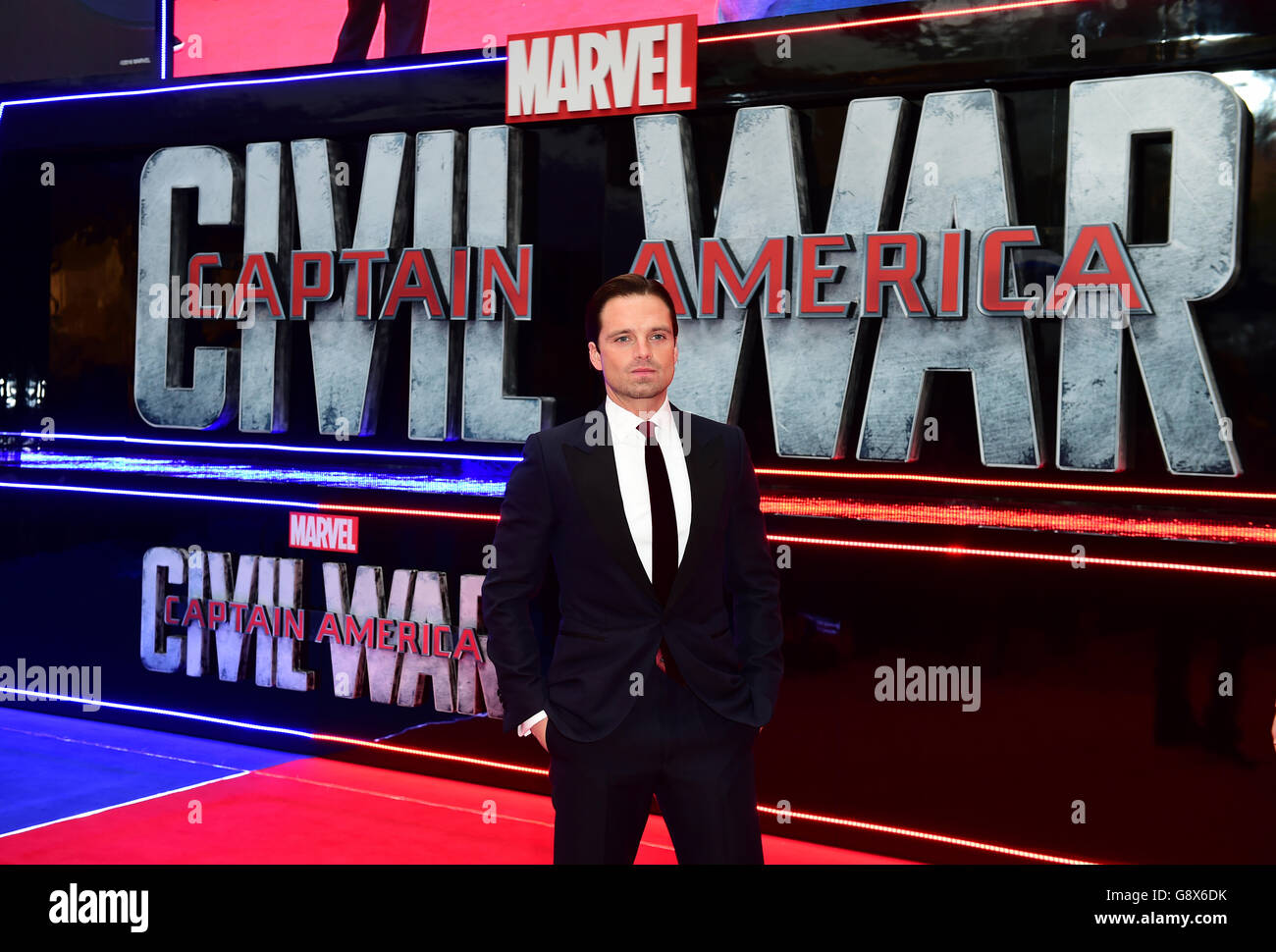Sebastian stan captain america hi-res stock photography and images - Alamy