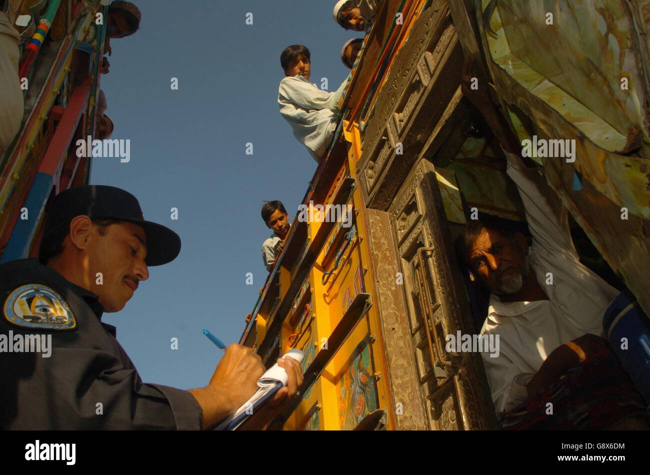 Pakistani defence hi-res stock photography and images - Alamy