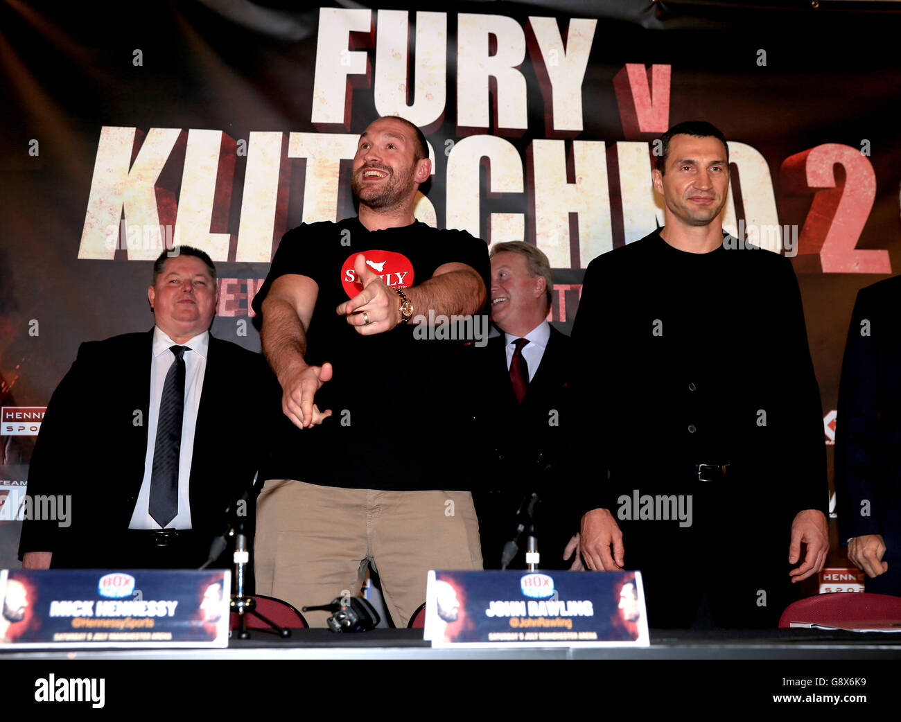 Tyson fury wladimir klitschko press conference hi-res stock photography ...