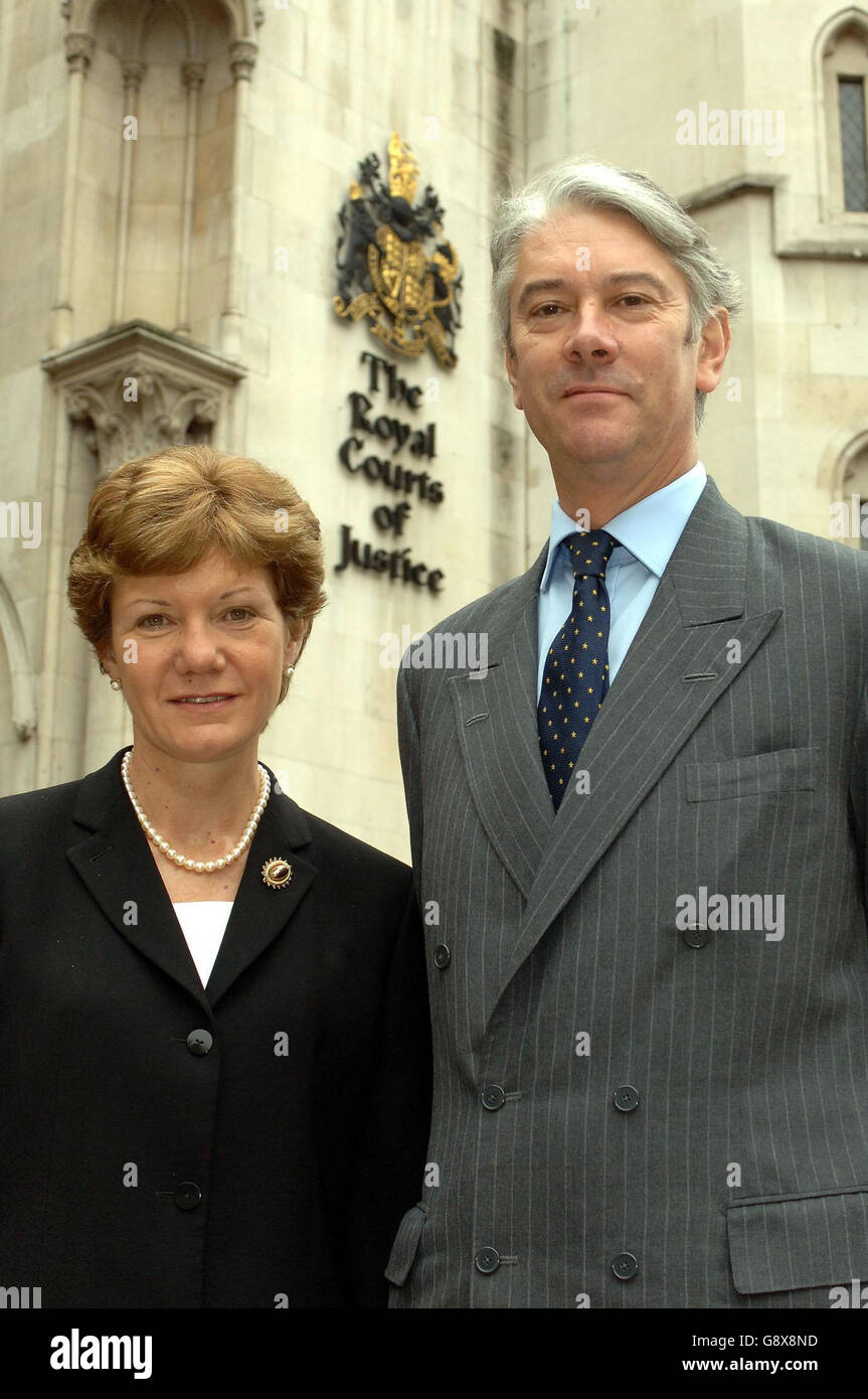 Queens bench division hi-res stock photography and images - Alamy