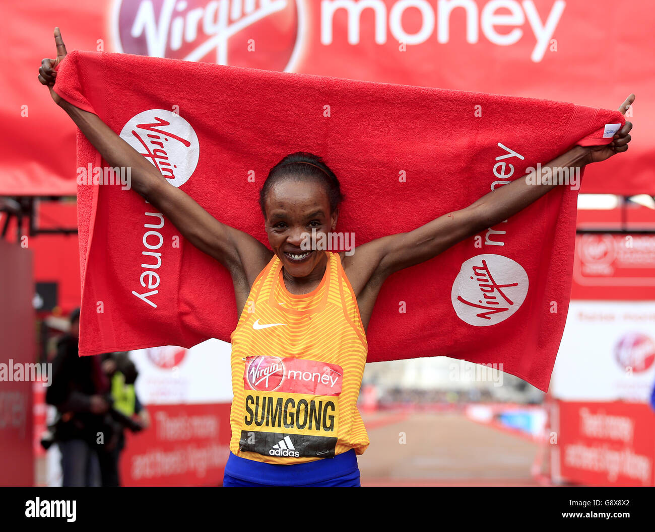 Kenya's Jemima Sumgong celebrates after winning the Elite Women's Race ...