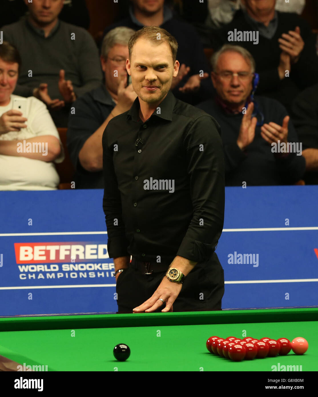 Hazel irvine snooker hi-res stock photography and images - Alamy