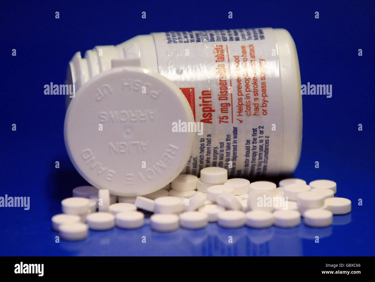 Aspirin bottle hi-res stock photography and images - Alamy