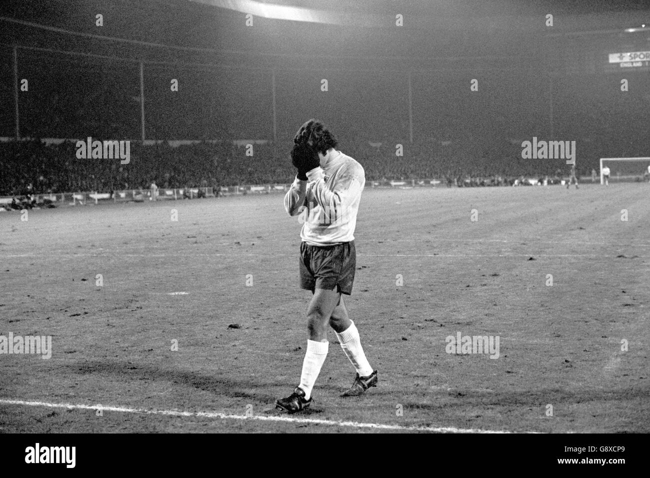 1970s football england hi-res stock photography and images - Alamy