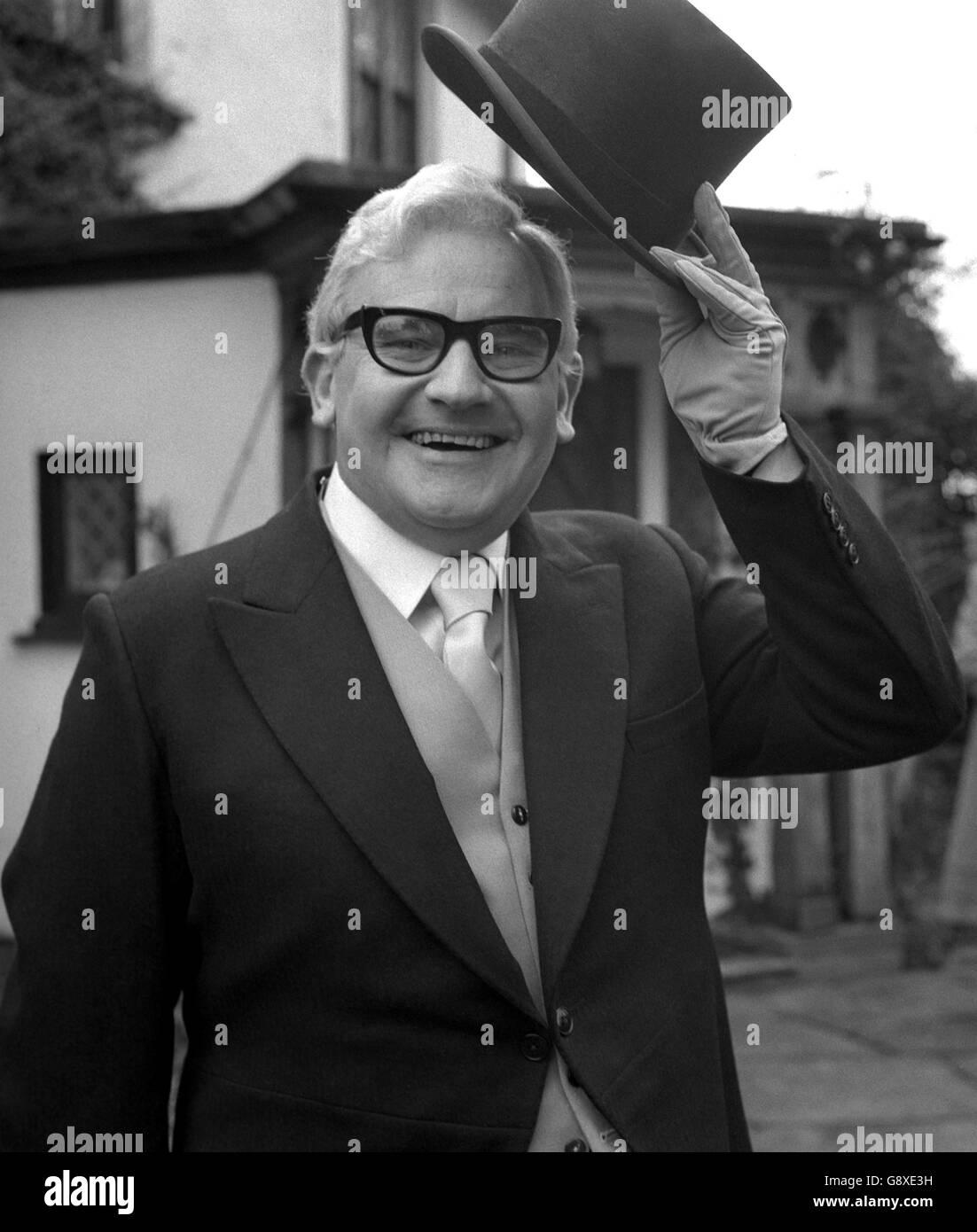 Ronnie Barker Comedian Stock Photos & Ronnie Barker Comedian Stock ...