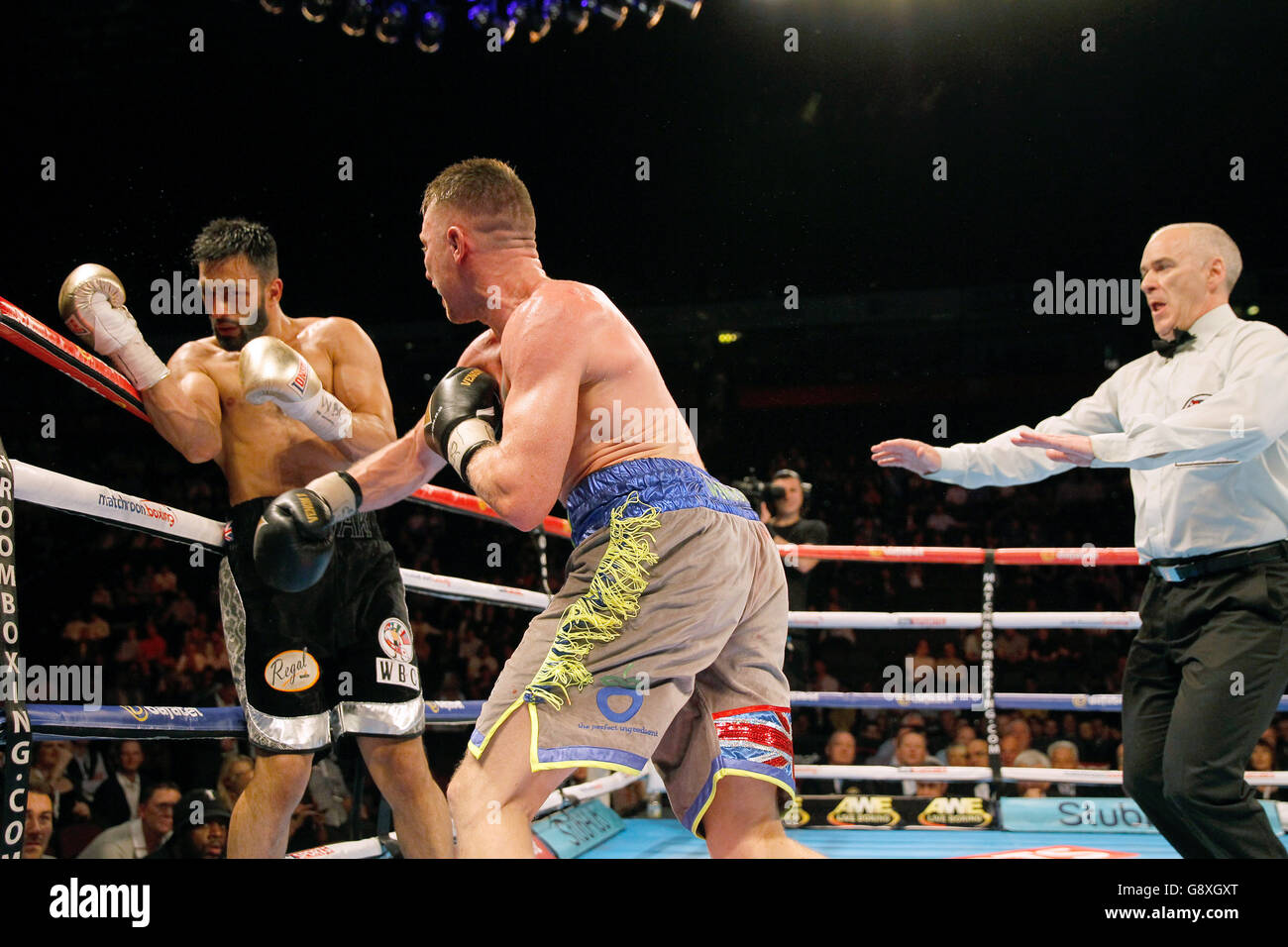 Shayne Singleton (right) and Adil Anwar during the WBC International ...