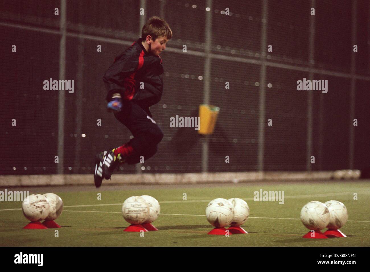 Soccer - Nottingham Forest Junior Reds training session Stock Photo - Alamy