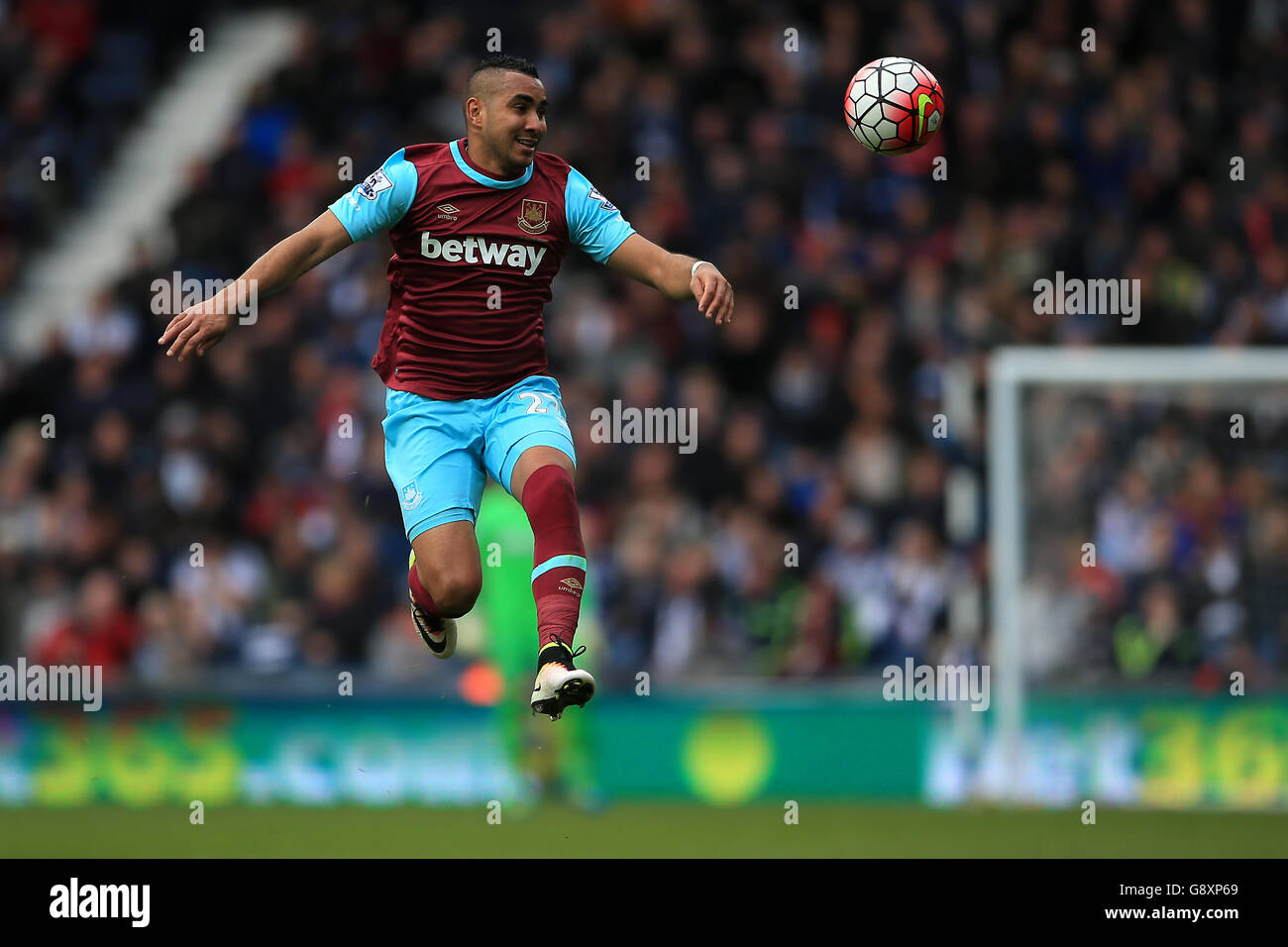 Nick dimitri hi-res stock photography and images - Alamy