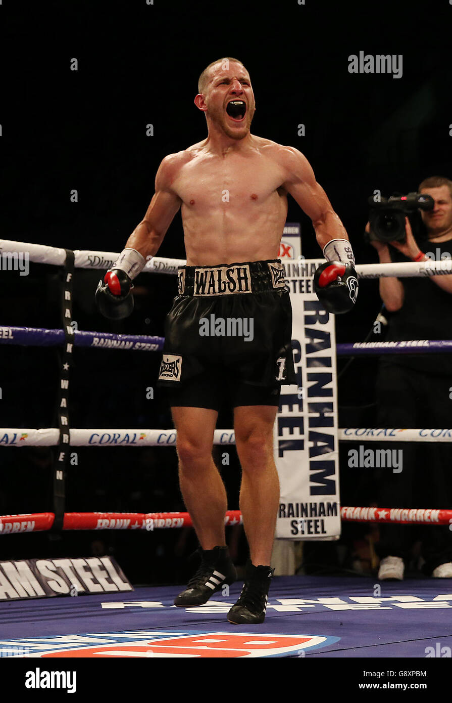 Ryan Walsh celebrates victory over and James Tennyson during the ...