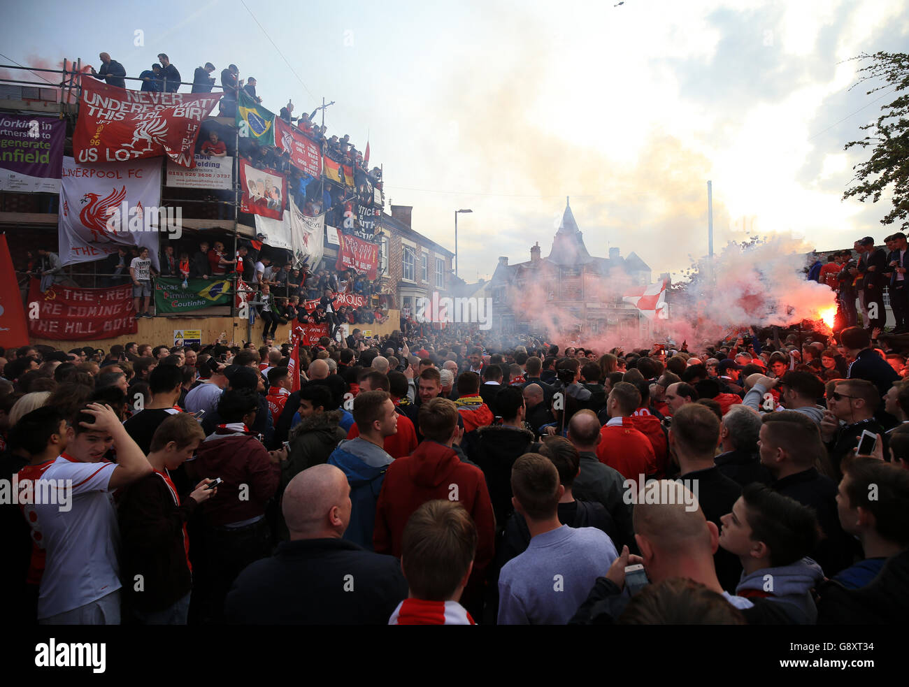 Liverpool fans light flares hi-res stock photography and images - Alamy