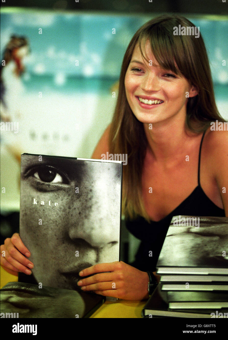 Kate moss book signing hi-res stock photography and images - Alamy