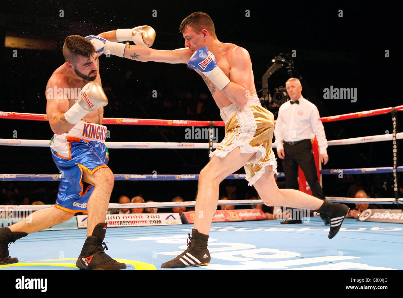 Jono Carroll (left) and Jordan Ellinson during the Super-Featherweight ...