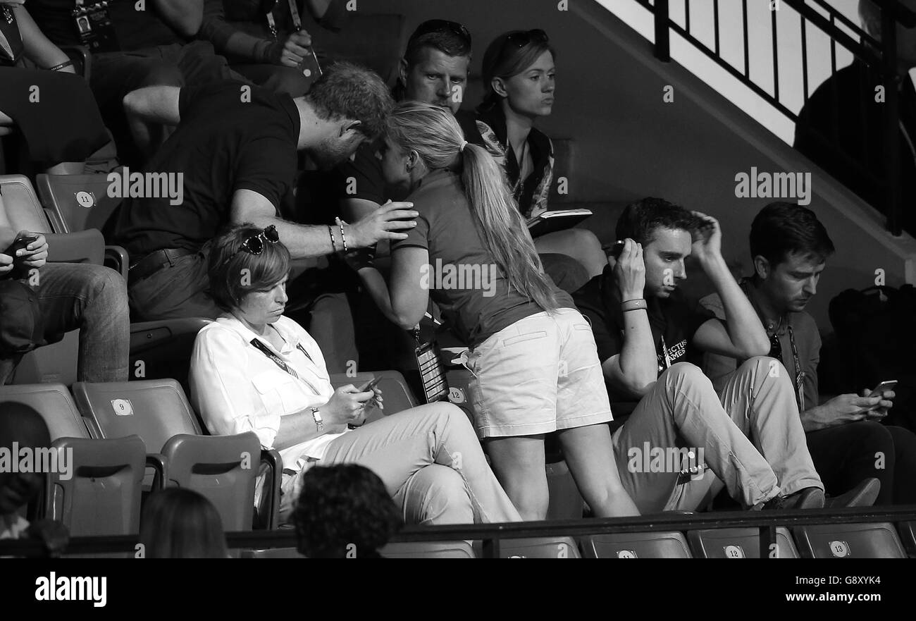 2016 the white Black and White Stock Photos & Images - Alamy