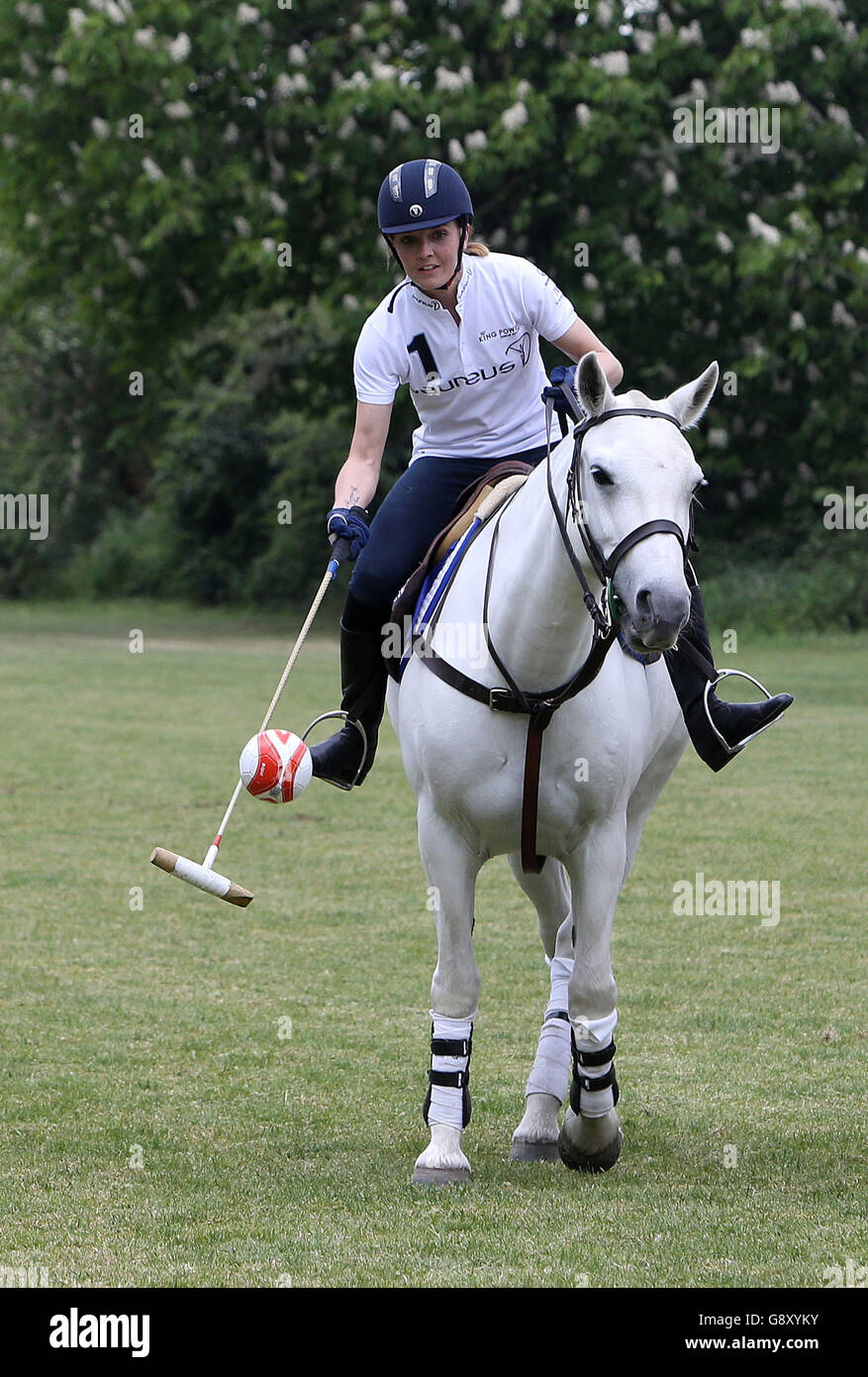 Laureus ambassador Victoria Pendleton takes part in a learn-to-play ...