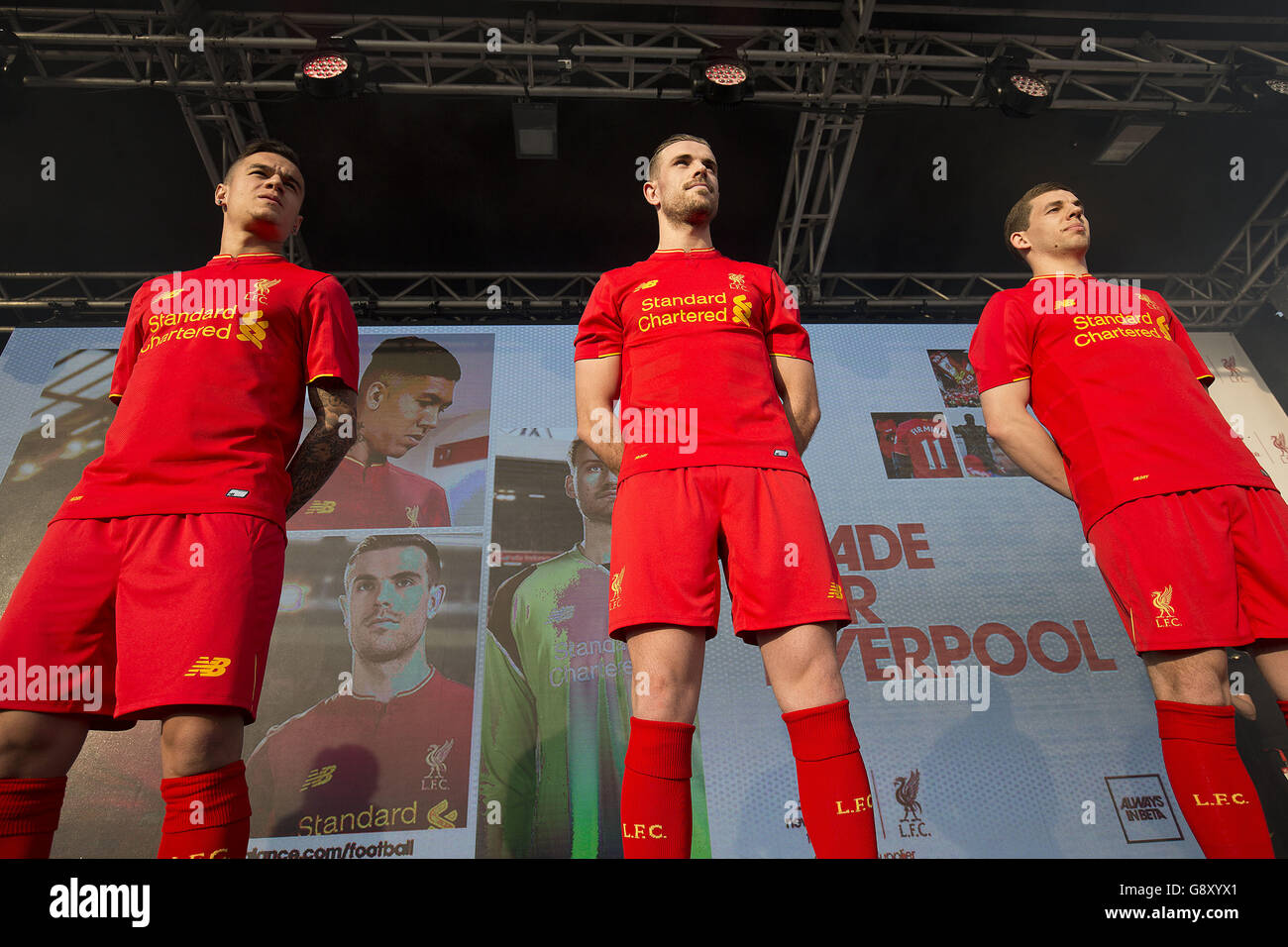 Liverpool reveal 2016-17 home Kit - Royal Liver Building Stock Photo ...