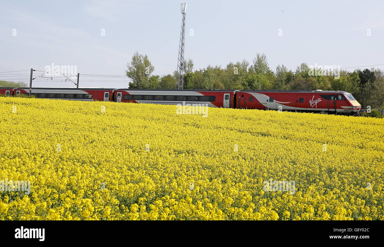 Durham train hi-res stock photography and images - Alamy