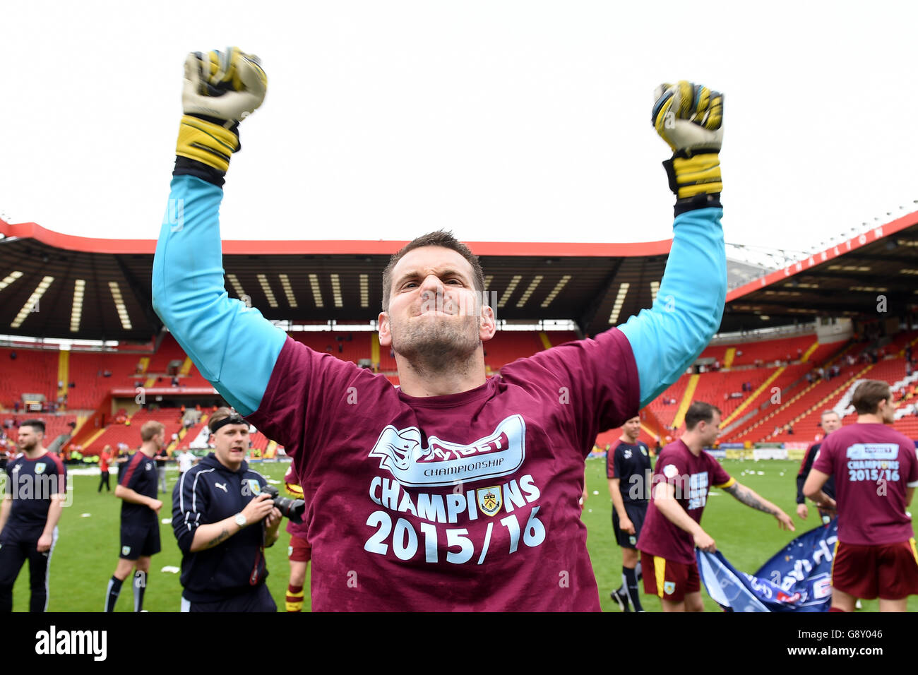 Burnley goalkeeper tom celebrates victory promotion premier league ...