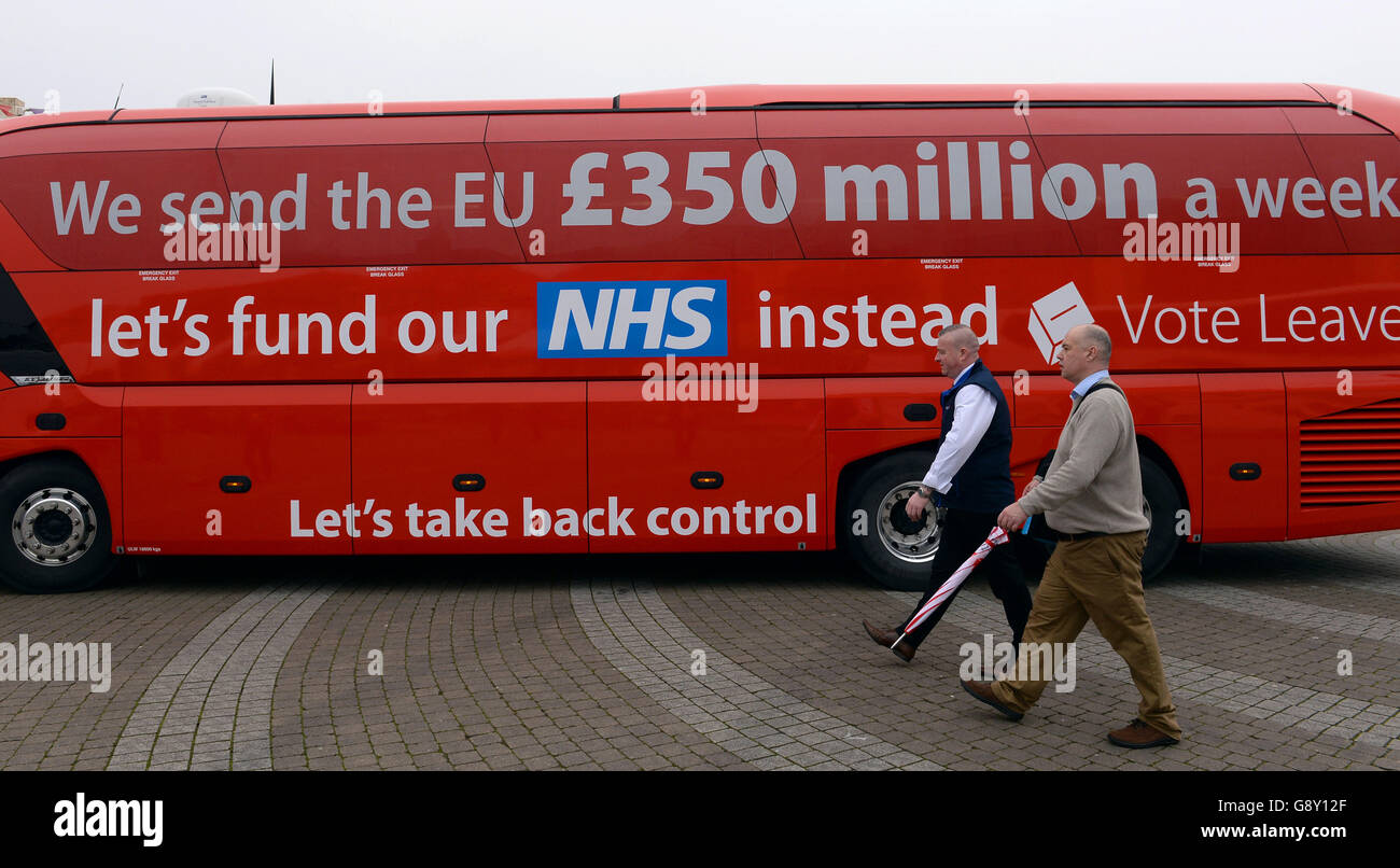 The vote leave campaign bus is parked in truro hi-res stock photography ...