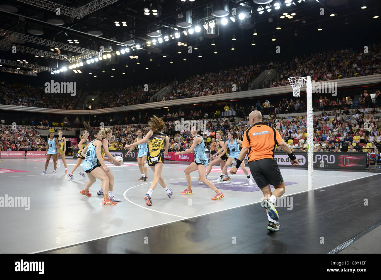 Manchester Thunder v Surrey Storm - Netball Superleague - Grand Final ...