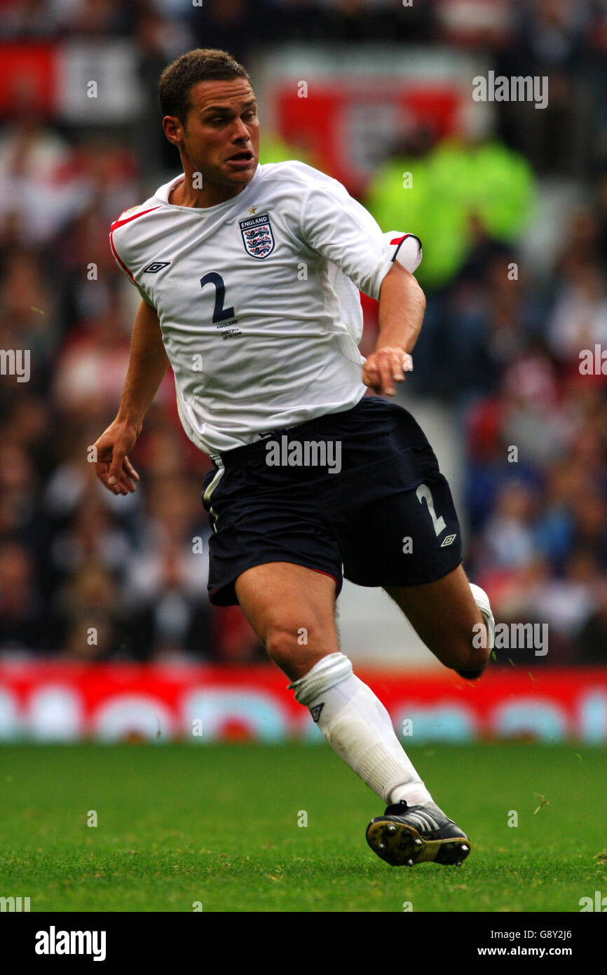 Football old trafford full length stock hi-res stock photography and ...