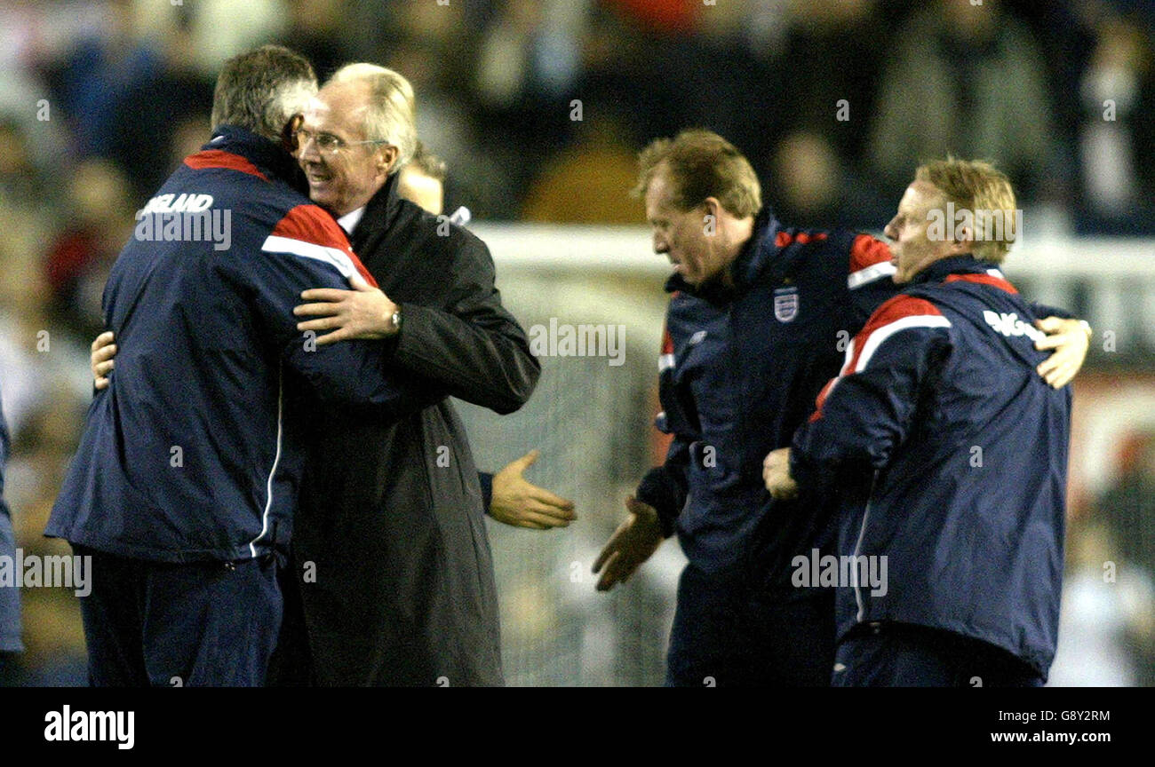 England coach Sven-Goran Eriksson thanks his staff after defeating ...
