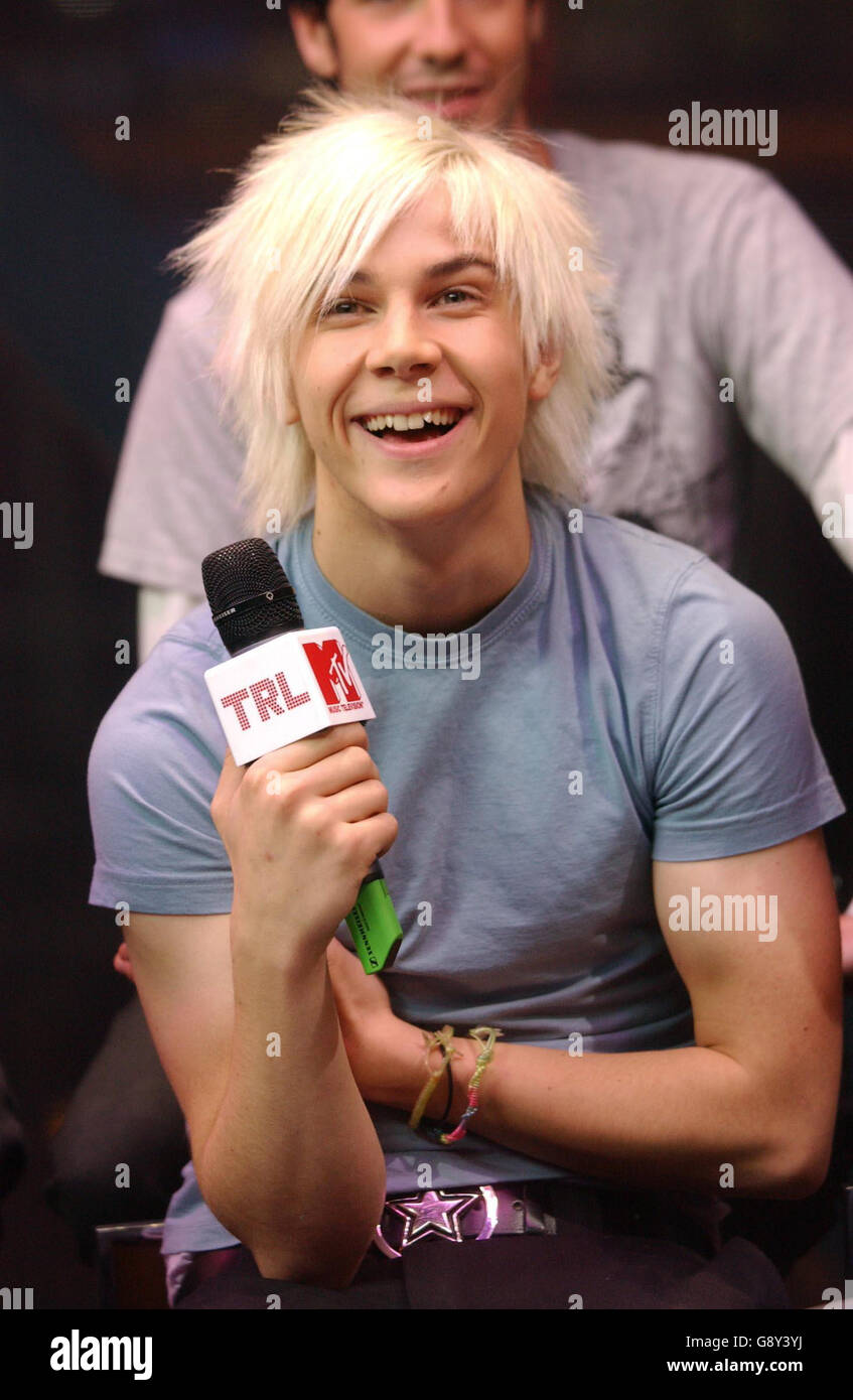 David guest 2005 hi-res stock photography and images - Alamy