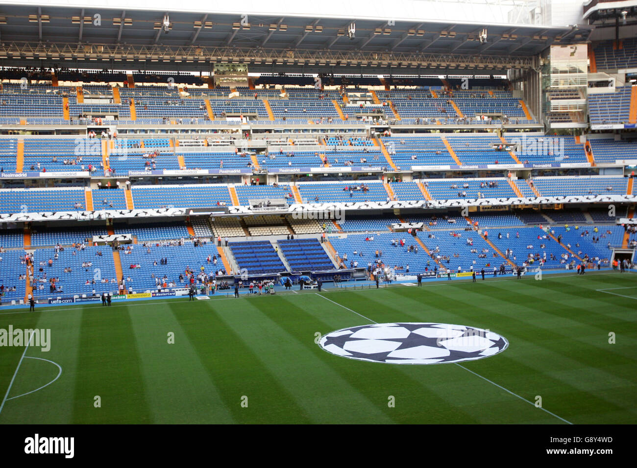 Football md2 wed matchday 2 santiago bernabeu stadium olympiacos ...