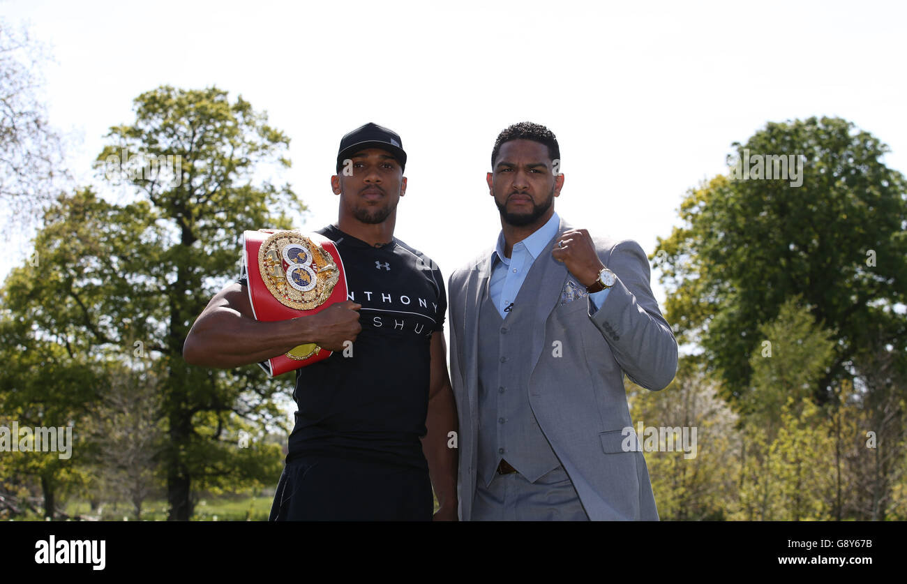 Anthony Joshua and Dominic Breazeale poses for a head to head before ...