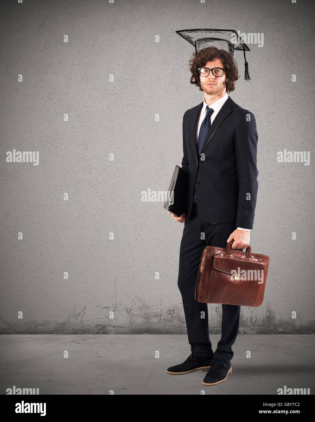 Man graduate graduation education hi-res stock photography and images ...