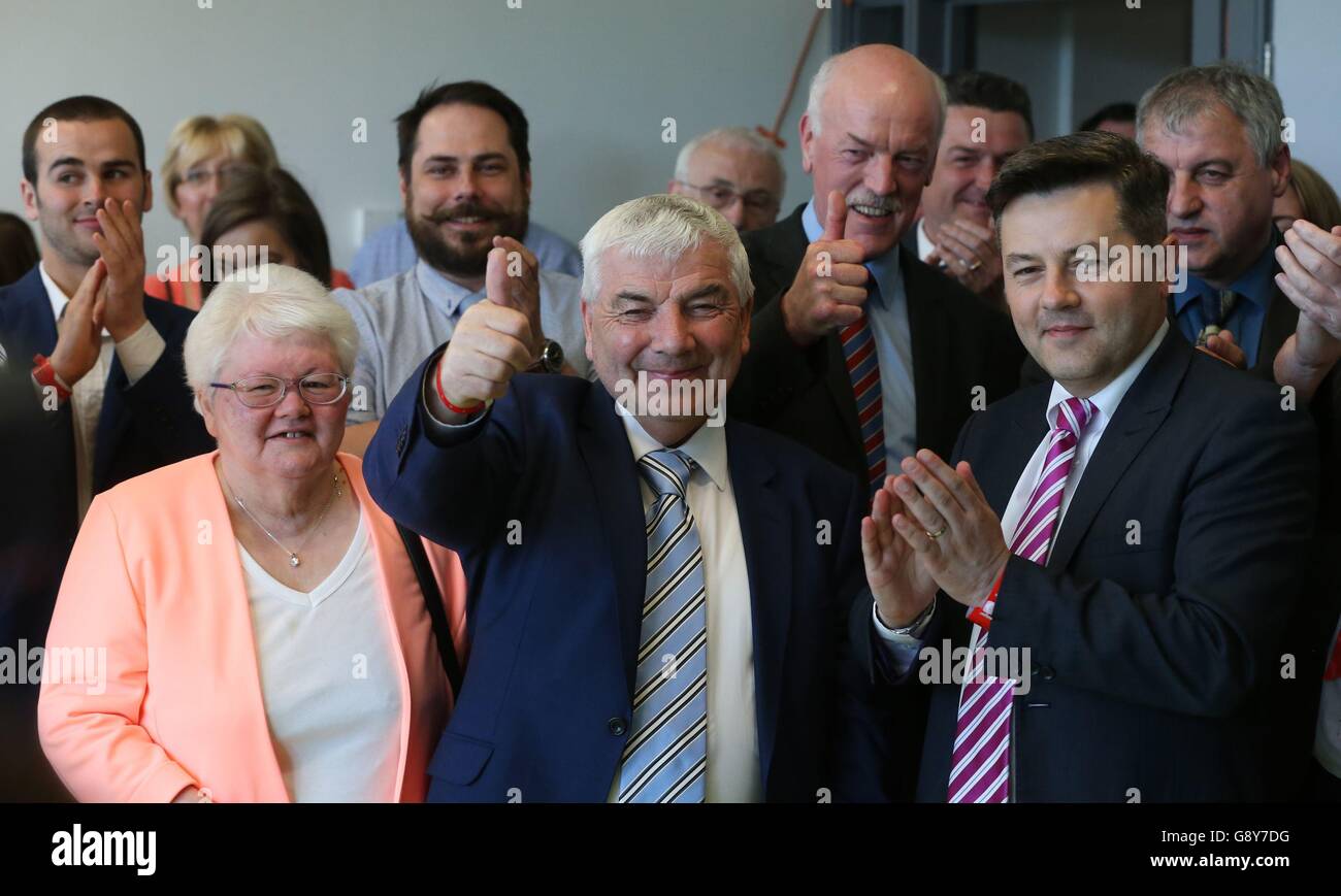 At the foyle arena in londonderry hi-res stock photography and images ...