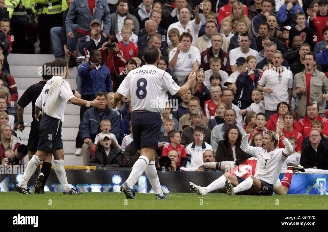 Beckham sent off hi-res stock photography and images - Alamy