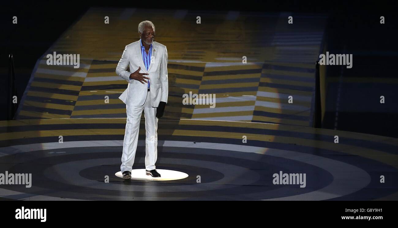 Royal invictus hi-res stock photography and images - Alamy