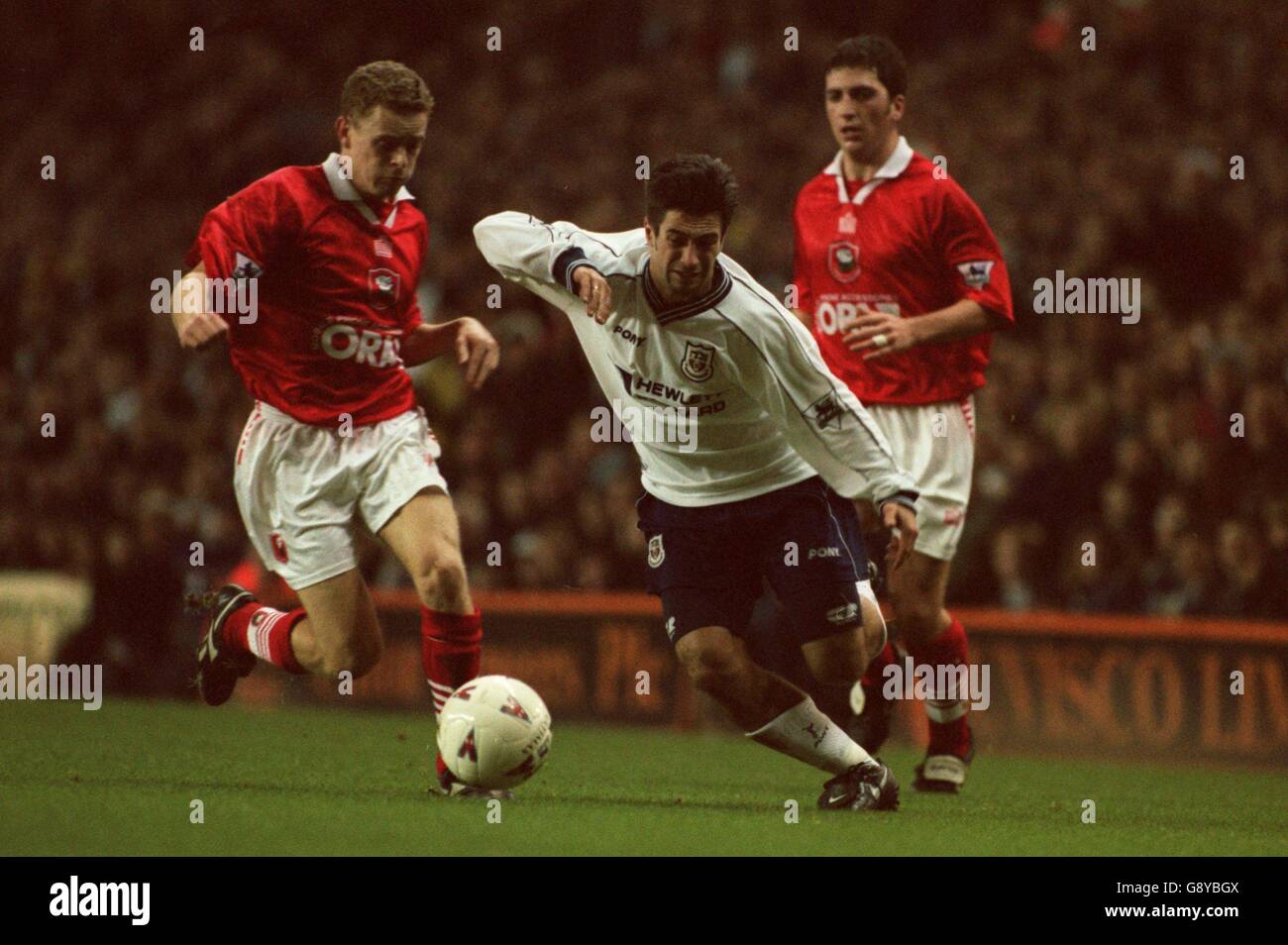 Tottenham hotspur gets away from martin bullock arjan de zeeuw hi-res ...