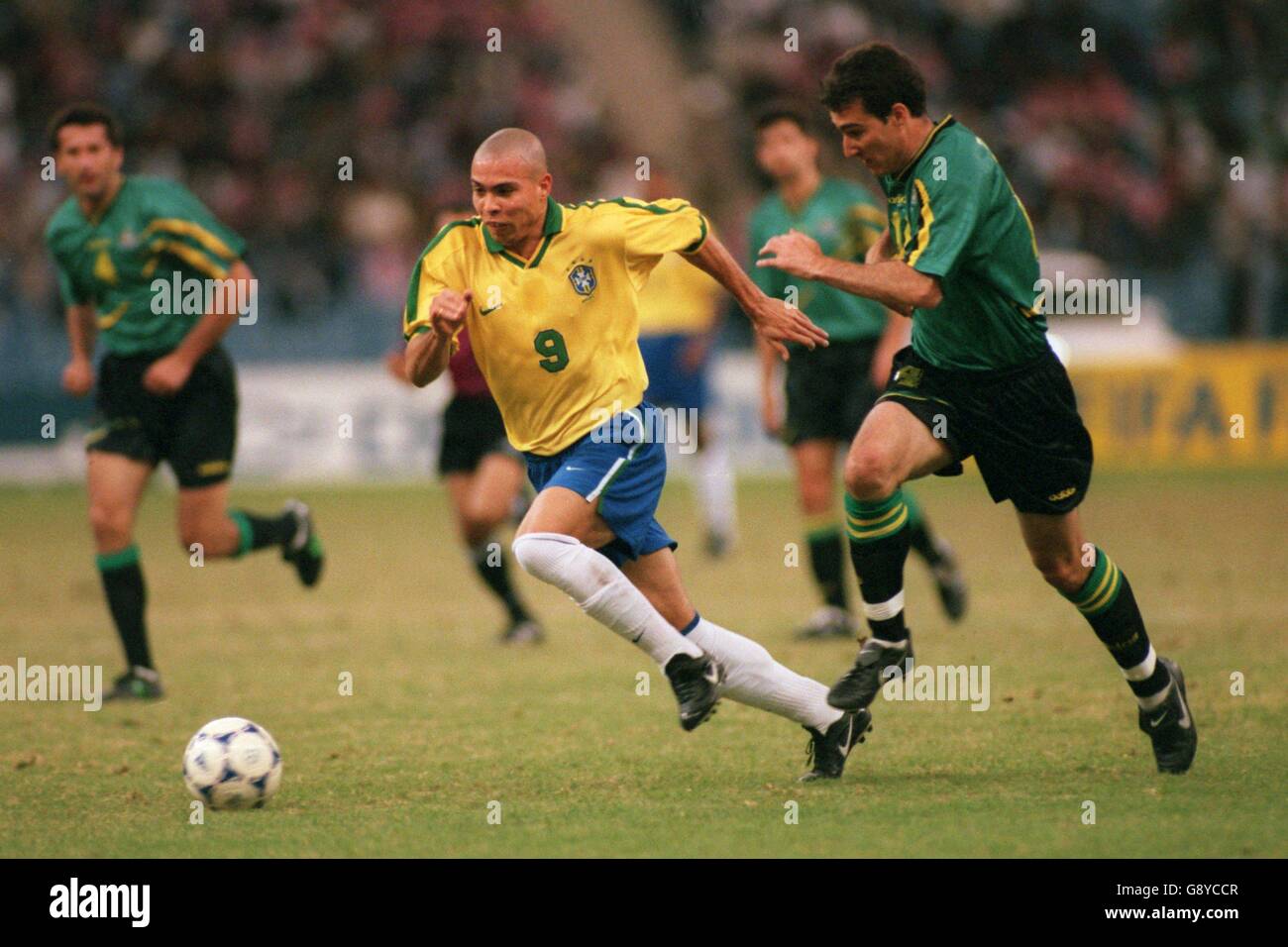 Tony vidmar hi-res stock photography and images - Alamy