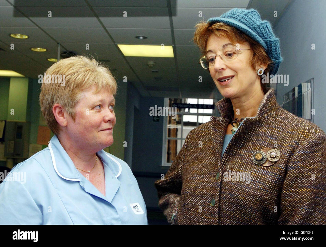 Glasgow hospital ward hi-res stock photography and images - Alamy