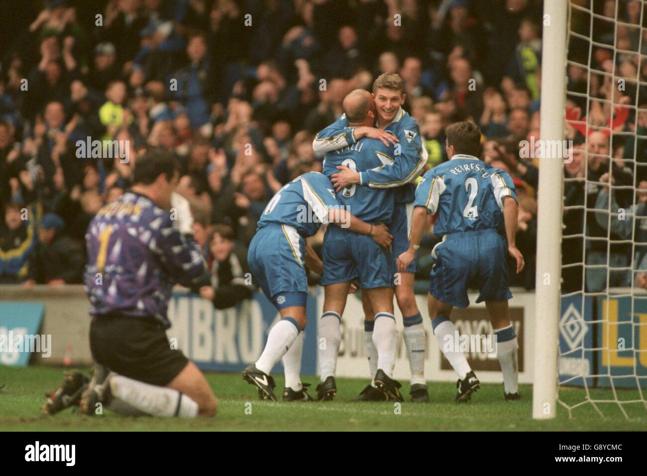 Chelseas goalkeeper neil sullivan hi-res stock photography and images ...