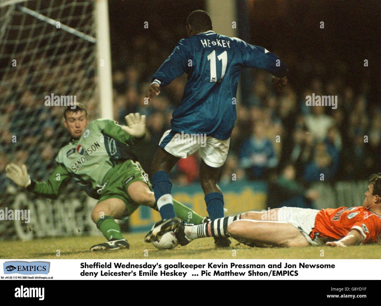 Sheffield wednesdays kevin pressman hi-res stock photography and images ...