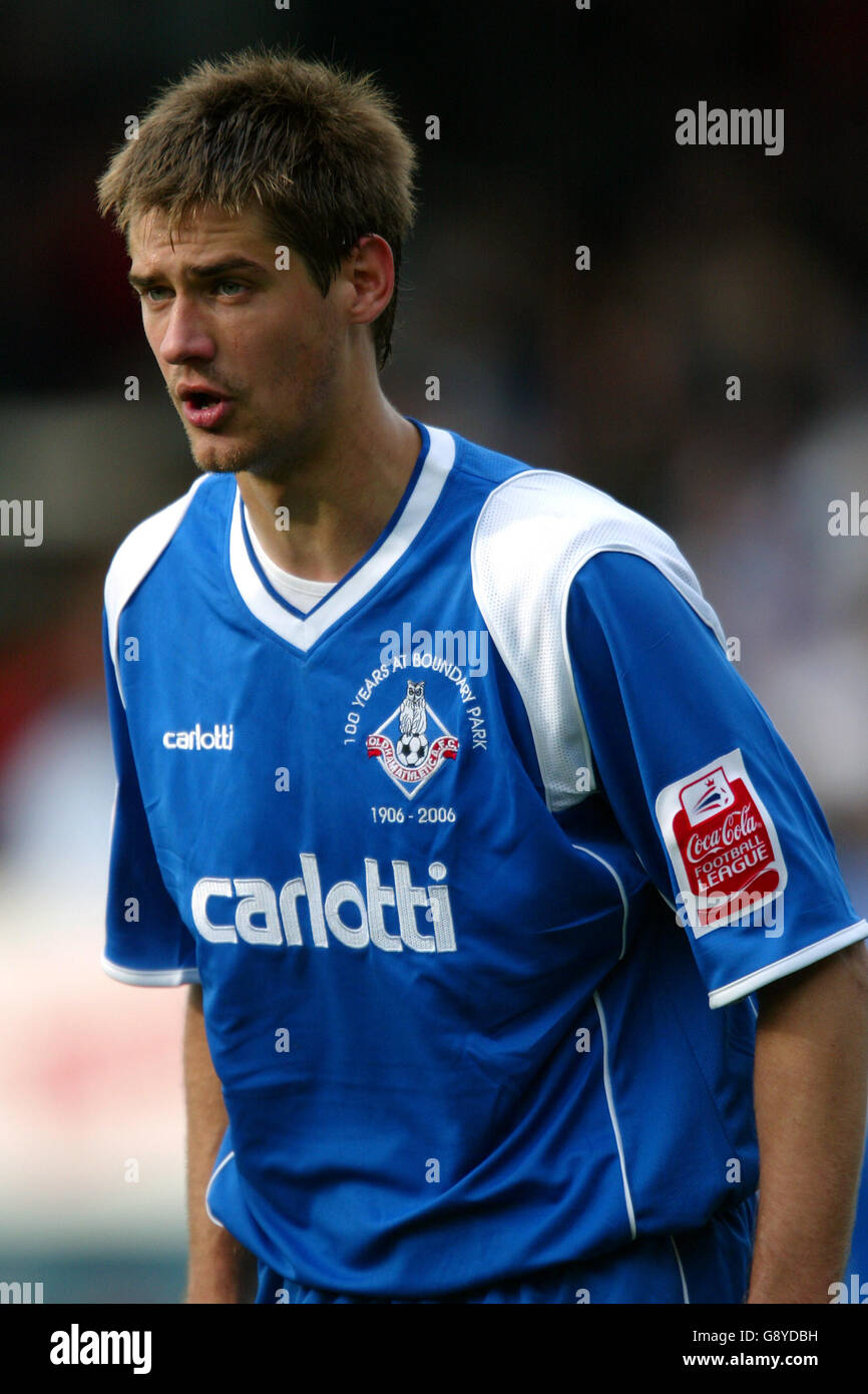 Soccer coca cola football league one oldham athletic brentford boundary ...