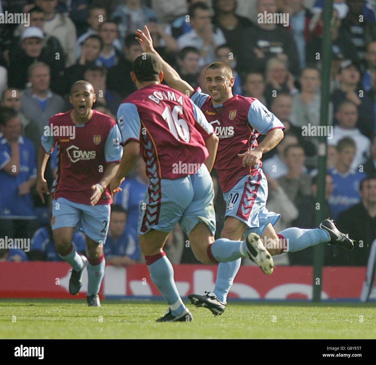 Aston villas kevin phillips hi-res stock photography and images - Alamy
