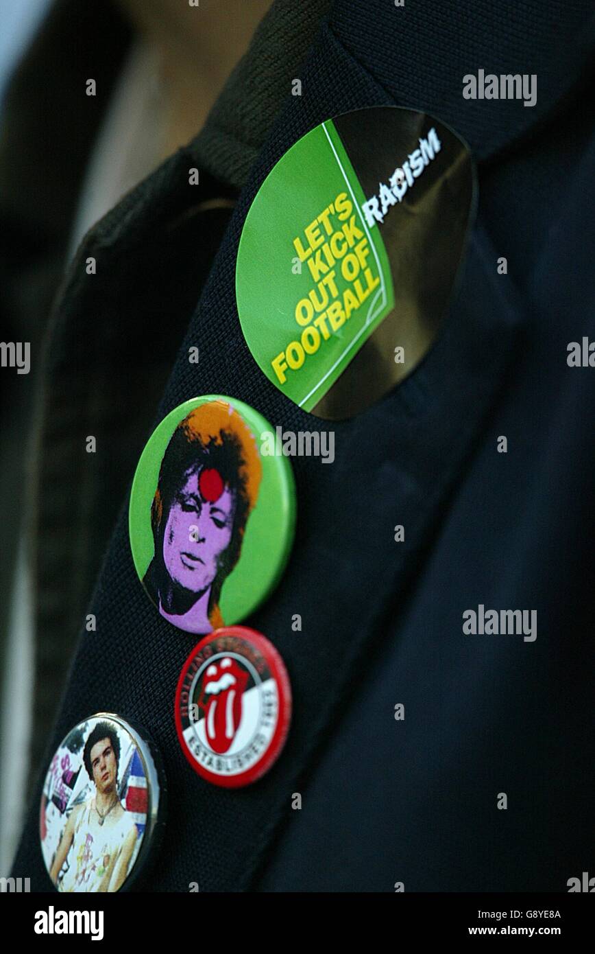 Lets kick racism out of football badge on a Chelsea fan Stock Photo - Alamy
